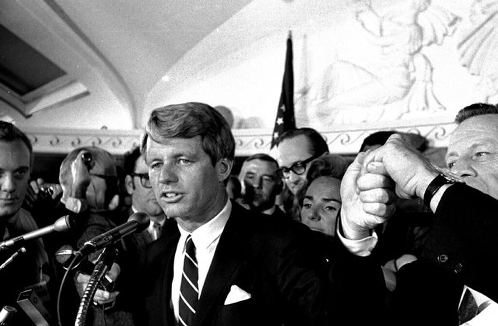 Bobby Kennedy: Το αμερικανικό όνειρο έσβησε στην κουζίνα | ΥΔΡΟΓΕΙΟΣ ...