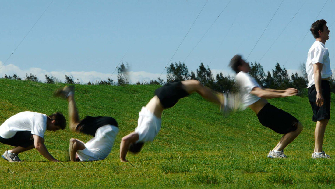 Kip Up: Η τέχνη του να σηκώνεσαι σαν νίντζα - RatPack.gr