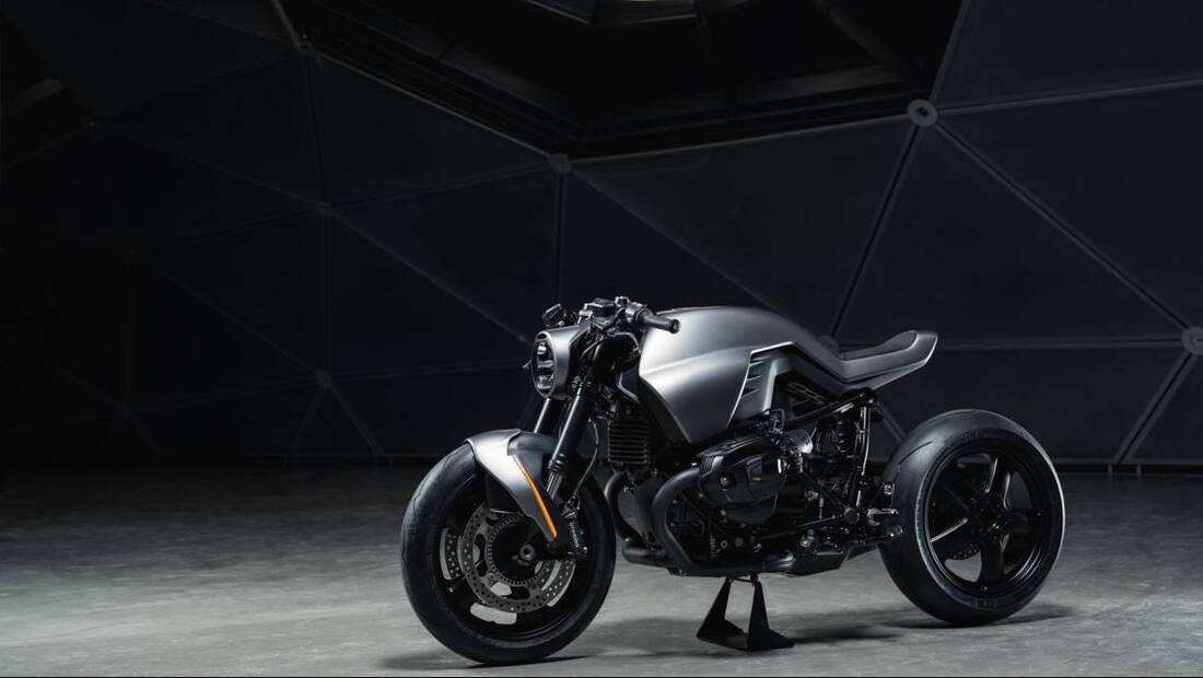 Αυτή η BMW είναι βγαλμένη από 3D printer και συμπεριφέρεται σαν σφαίρα ...