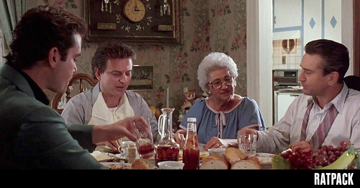 Όλες οι σκηνές φαγητού που κάνουν το Goodfellas μια γαστρονομική ταινία ...