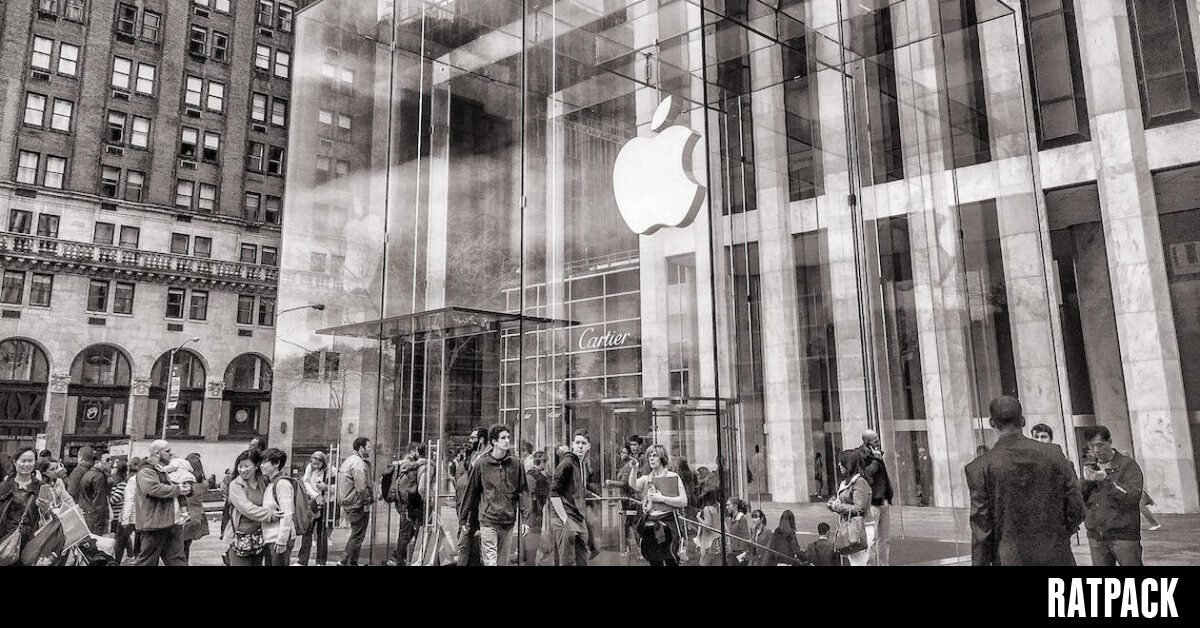 Γιατί ο Elon Musk τα βάζει με την Apple; - RatPack.gr